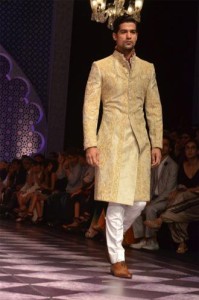 29 Simply Stunning Bandhgala Outfit Styles Make You Look Fantabulous