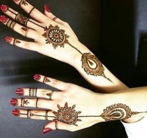 Beautiful Feather Henna Designs You Will Love To Try