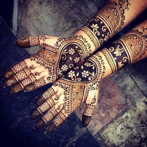 10 Best Bridal Hand Mehndi Designs For Your Wedding Day
